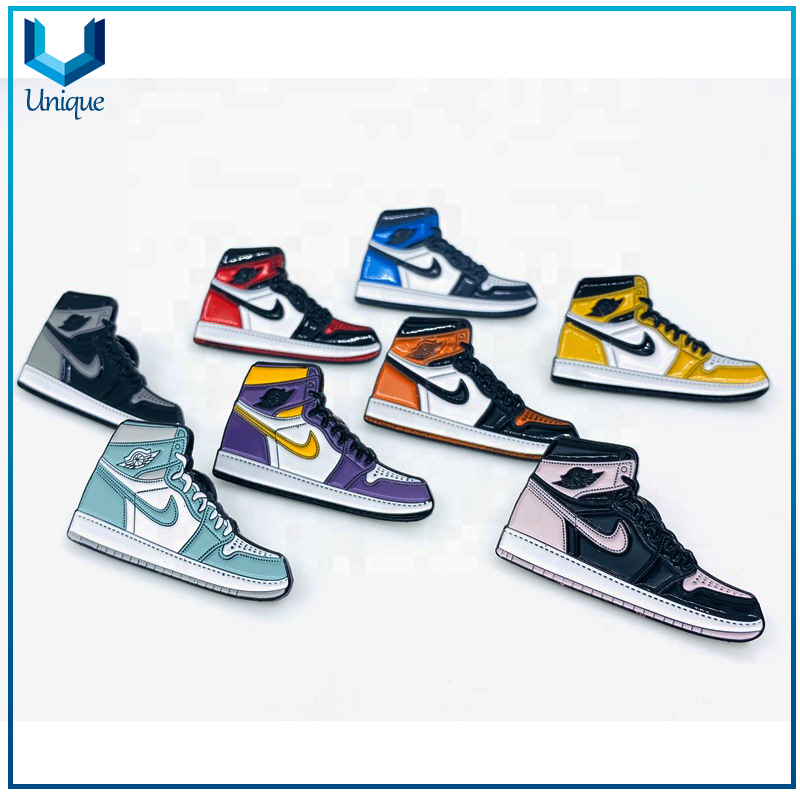 Customize Fashion Shoe Pin, NFC Sneakers Lapel Pin, Enamel Metal Emblem ...